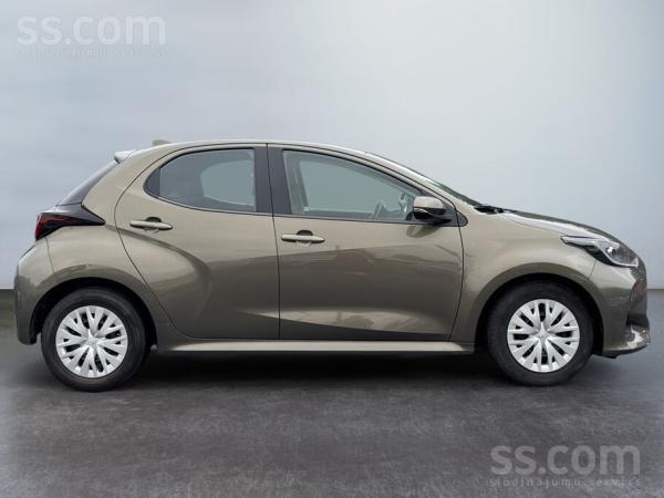 Zaļš Toyota Yaris 2021 Rīga, ar dzinēja tilpumu 1.50 L un nobraukumu 92 tūkst. km par 13270 €, foto 9 vietnē AUTOMOTO.COM.LV