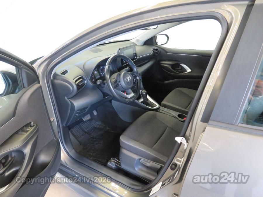 Zaļš Toyota Yaris 2022 Tallina, ar dzinēja tilpumu 1.49 L un nobraukumu 72 tūkst. km par 15500 €, foto 7 vietnē AUTOMOTO.COM.LV