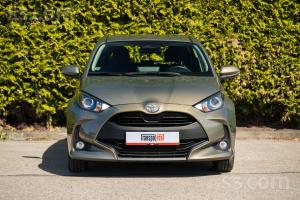 Zaļš Toyota Yaris 2024 Rīga, ar dzinēja tilpumu 1.50 L un nobraukumu 46 tūkst. km par 17350 €, foto 3 vietnē AUTOMOTO.COM.LV