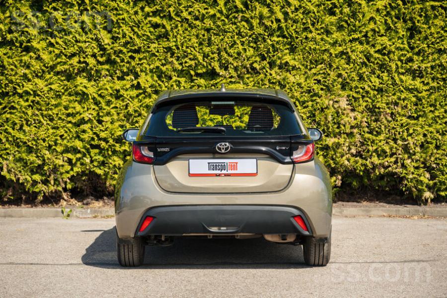 Zaļš Toyota Yaris 2024 Rīga, ar dzinēja tilpumu 1.50 L un nobraukumu 46 tūkst. km par 17350 €, foto 7 vietnē AUTOMOTO.COM.LV