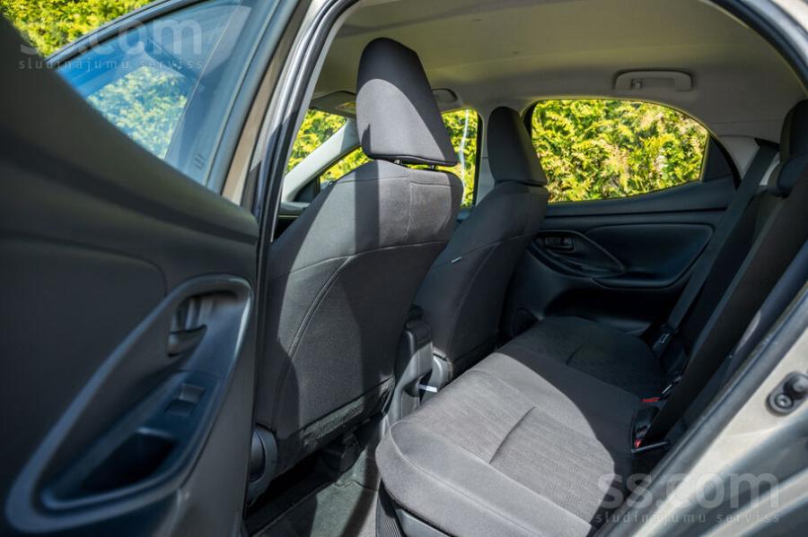 Zaļš Toyota Yaris 2024 Rīga, ar dzinēja tilpumu 1.50 L un nobraukumu 46 tūkst. km par 17350 €, foto 14 vietnē AUTOMOTO.COM.LV