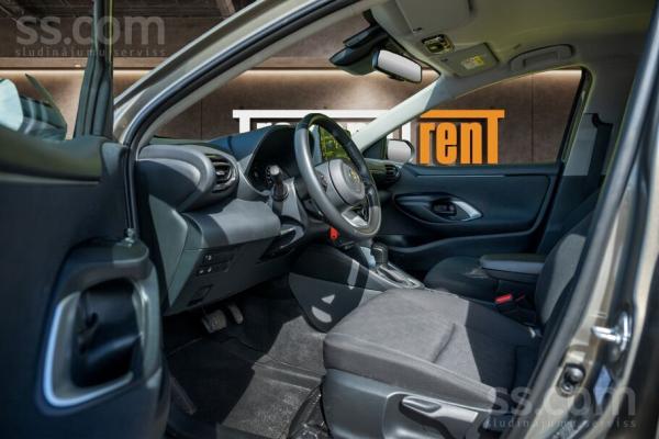 Zaļš Toyota Yaris 2024 Rīga, ar dzinēja tilpumu 1.50 L un nobraukumu 24 tūkst. km par 17350 €, foto 10 vietnē AUTOMOTO.COM.LV