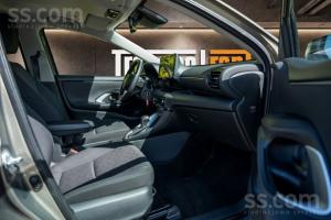 Zaļš Toyota Yaris 2024 Rīga, ar dzinēja tilpumu 1.50 L un nobraukumu 24 tūkst. km par 17350 €, foto 12 vietnē AUTOMOTO.COM.LV