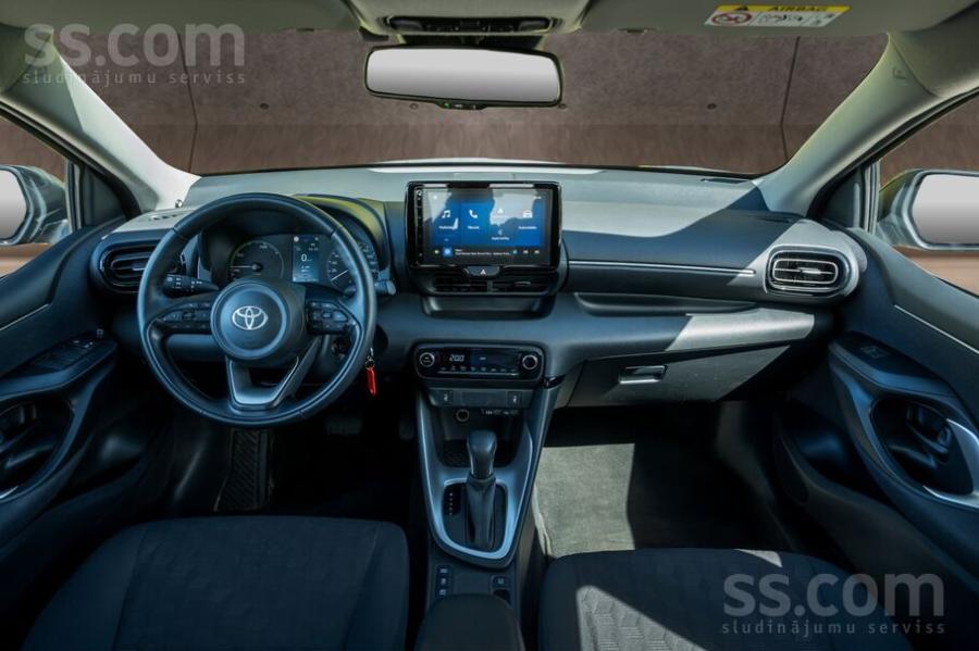 Zaļš Toyota Yaris 2024 Rīga, ar dzinēja tilpumu 1.50 L un nobraukumu 24 tūkst. km par 17350 €, foto 15 vietnē AUTOMOTO.COM.LV