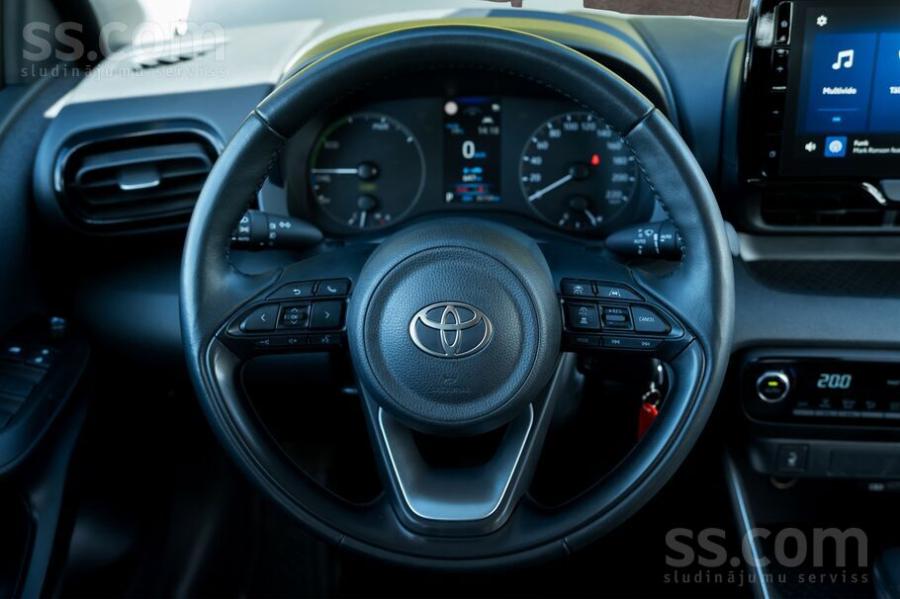 Zaļš Toyota Yaris 2024 Rīga, ar dzinēja tilpumu 1.50 L un nobraukumu 24 tūkst. km par 17350 €, foto 25 vietnē AUTOMOTO.COM.LV