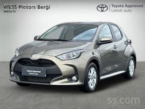 Zaļš Toyota Yaris 2024 Rīga, ar dzinēja tilpumu 1.50 L un nobraukumu 5 tūkst. km par 19990 €, foto  vietnē AUTOMOTO.COM.LV