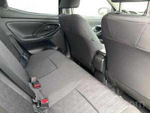 Zaļš Toyota Yaris 2024 Rīga, ar dzinēja tilpumu 1.50 L un nobraukumu 5 tūkst. km par 19990 €, foto 8 vietnē AUTOMOTO.COM.LV
