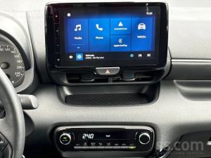Zaļš Toyota Yaris 2024 Rīga, ar dzinēja tilpumu 1.50 L un nobraukumu 5 tūkst. km par 19990 €, foto 15 vietnē AUTOMOTO.COM.LV