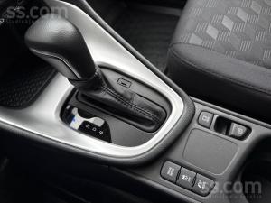 Zaļš Toyota Yaris 2024 Rīga, ar dzinēja tilpumu 1.50 L un nobraukumu 5 tūkst. km par 19990 €, foto 16 vietnē AUTOMOTO.COM.LV