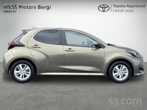 Zaļš Toyota Yaris 2024 Rīga, ar dzinēja tilpumu 1.50 L un nobraukumu 5 tūkst. km par 19990 €, foto 22 vietnē AUTOMOTO.COM.LV