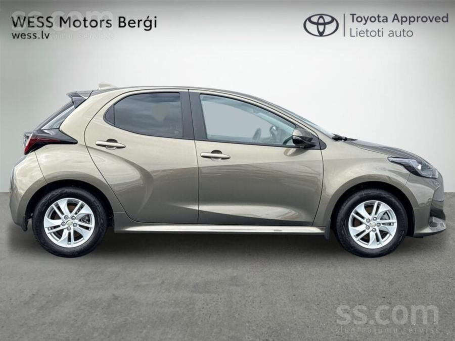Zaļš Toyota Yaris 2024 Rīga, ar dzinēja tilpumu 1.50 L un nobraukumu 5 tūkst. km par 19990 €, foto 22 vietnē AUTOMOTO.COM.LV