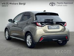 Zaļš Toyota Yaris 2024 Rīga, ar dzinēja tilpumu 1.50 L un nobraukumu 5 tūkst. km par 19990 €, foto 23 vietnē AUTOMOTO.COM.LV