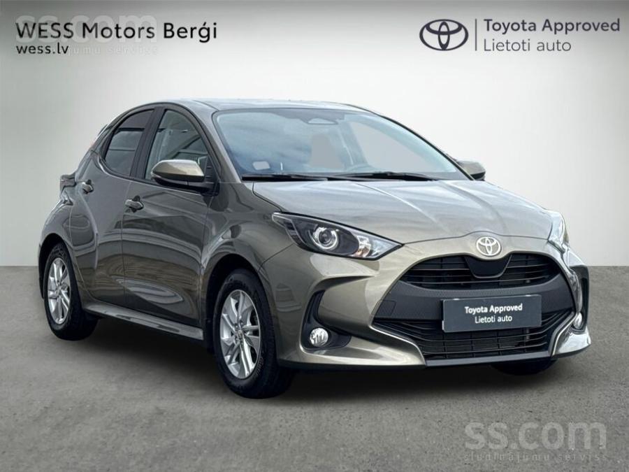 Zaļš Toyota Yaris 2024 Rīga, ar dzinēja tilpumu 1.50 L un nobraukumu 5 tūkst. km par 19990 €, foto 24 vietnē AUTOMOTO.COM.LV