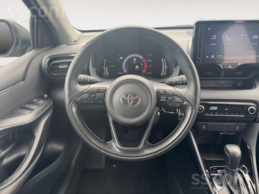 Zaļš Toyota Yaris 2025 Rīga, ar dzinēja tilpumu 1.50 L un nobraukumu 44 tūkst. km par 20700 €, foto 10 vietnē AUTOMOTO.COM.LV