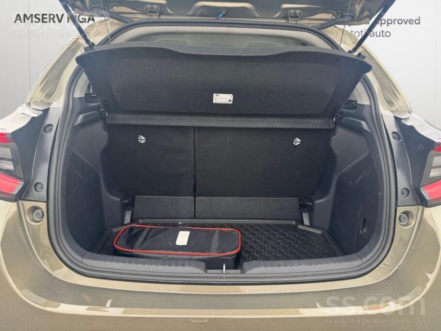 Zaļš Toyota Yaris 2025 Rīga, ar dzinēja tilpumu 1.50 L un nobraukumu 44 tūkst. km par 20700 €, foto 11 vietnē AUTOMOTO.COM.LV