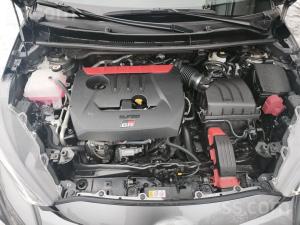 Pelēks Toyota Yaris 2025 Rīga, ar dzinēja tilpumu 1.60 L un nobraukumu 9 tūkst. km par 52900 €, foto 21 vietnē AUTOMOTO.COM.LV