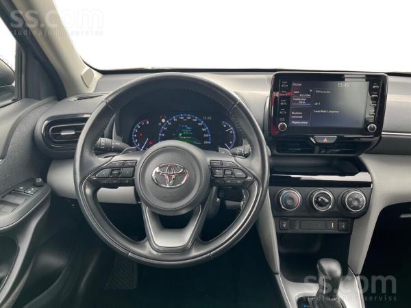Pelēks Toyota Yaris 2021 Rīga, ar dzinēja tilpumu 1.50 L un nobraukumu 71 tūkst. km par 17990 €, foto 9 vietnē AUTOMOTO.COM.LV