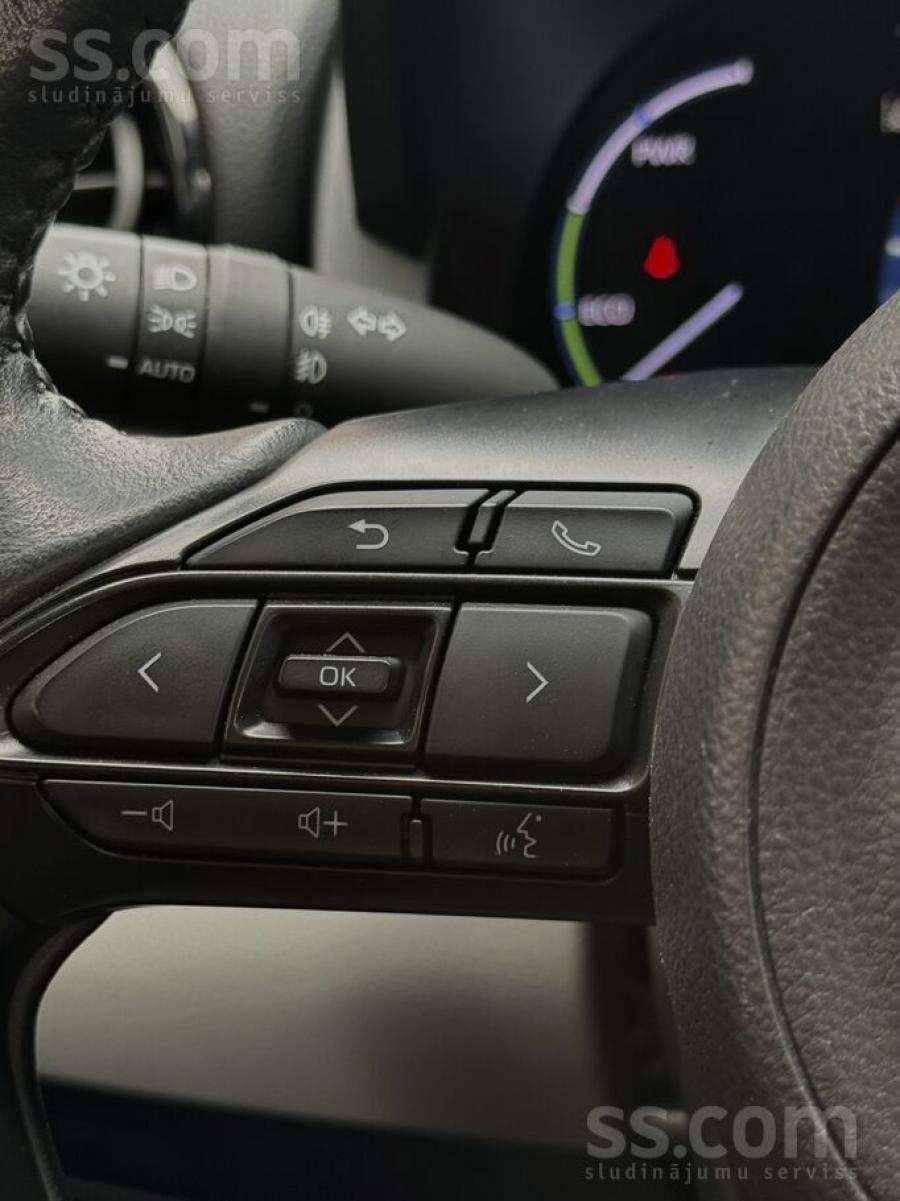 Pelēks Toyota Yaris 2022 Rīga, ar dzinēja tilpumu 1.50 L un nobraukumu 194 tūkst. km par 16500 €, foto 19 vietnē AUTOMOTO.COM.LV