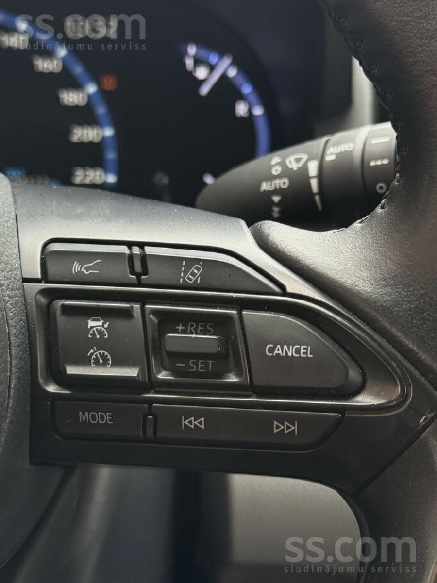 Pelēks Toyota Yaris 2022 Rīga, ar dzinēja tilpumu 1.50 L un nobraukumu 194 tūkst. km par 16500 €, foto 20 vietnē AUTOMOTO.COM.LV