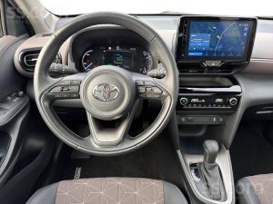 Pelēks Toyota Yaris 2022 Rīga, ar dzinēja tilpumu 1.50 L un nobraukumu 28 tūkst. km par 25990 €, foto 10 vietnē AUTOMOTO.COM.LV
