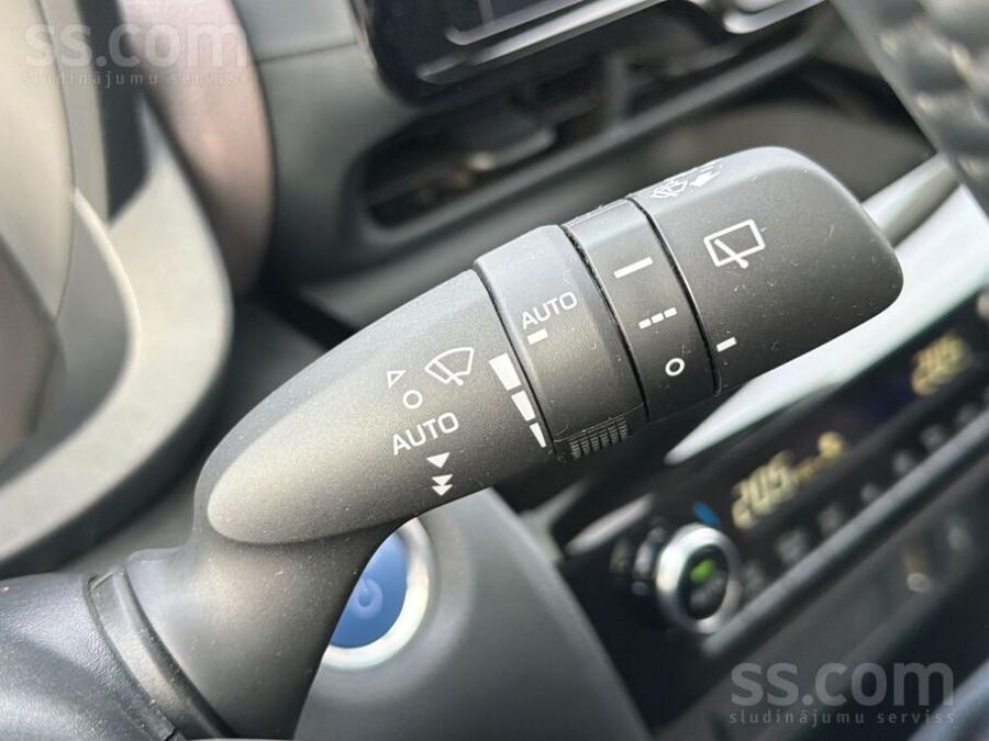 Pelēks Toyota Yaris 2022 Rīga, ar dzinēja tilpumu 1.50 L un nobraukumu 28 tūkst. km par 25990 €, foto 25 vietnē AUTOMOTO.COM.LV