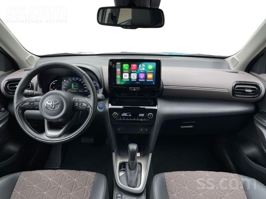 Pelēks Toyota Yaris 2023 Rīga, ar dzinēja tilpumu 1.50 L un nobraukumu 52 tūkst. km par 23590 €, foto 9 vietnē AUTOMOTO.COM.LV