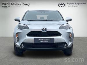 Pelēks Toyota Yaris 2023 Rīga, ar dzinēja tilpumu 1.50 L un nobraukumu 49 tūkst. km par 20990 €, foto 6 vietnē AUTOMOTO.COM.LV