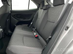 Pelēks Toyota Yaris 2023 Rīga, ar dzinēja tilpumu 1.50 L un nobraukumu 49 tūkst. km par 20990 €, foto 22 vietnē AUTOMOTO.COM.LV