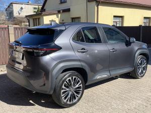 Pelēks Toyota Yaris 2024 Rīga, ar dzinēja tilpumu 1.50 L un nobraukumu 19 tūkst. km par 22950 €, foto 6 vietnē AUTOMOTO.COM.LV