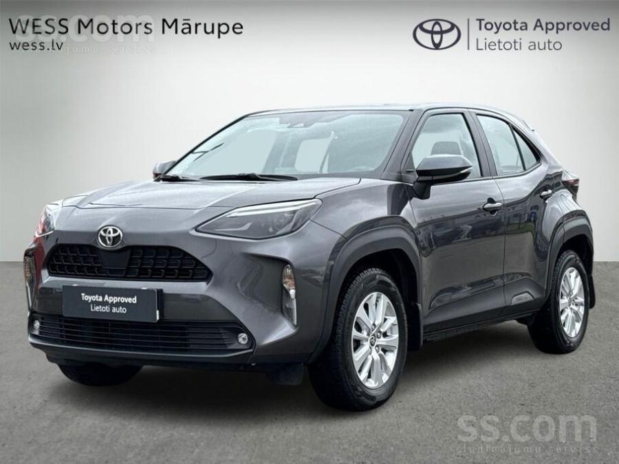 Pelēks Toyota Yaris 2024 Rīga, ar dzinēja tilpumu 1.50 L un nobraukumu 22 tūkst. km par 24490 €, foto 1 vietnē AUTOMOTO.COM.LV