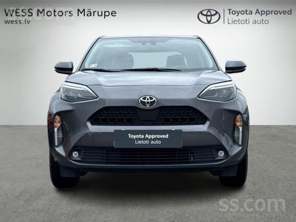 Pelēks Toyota Yaris 2024 Rīga, ar dzinēja tilpumu 1.50 L un nobraukumu 22 tūkst. km par 24490 €, foto 5 vietnē AUTOMOTO.COM.LV