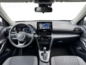 Pelēks Toyota Yaris 2024 Rīga, ar dzinēja tilpumu 1.50 L un nobraukumu 22 tūkst. km par 24490 €, foto 9 vietnē AUTOMOTO.COM.LV