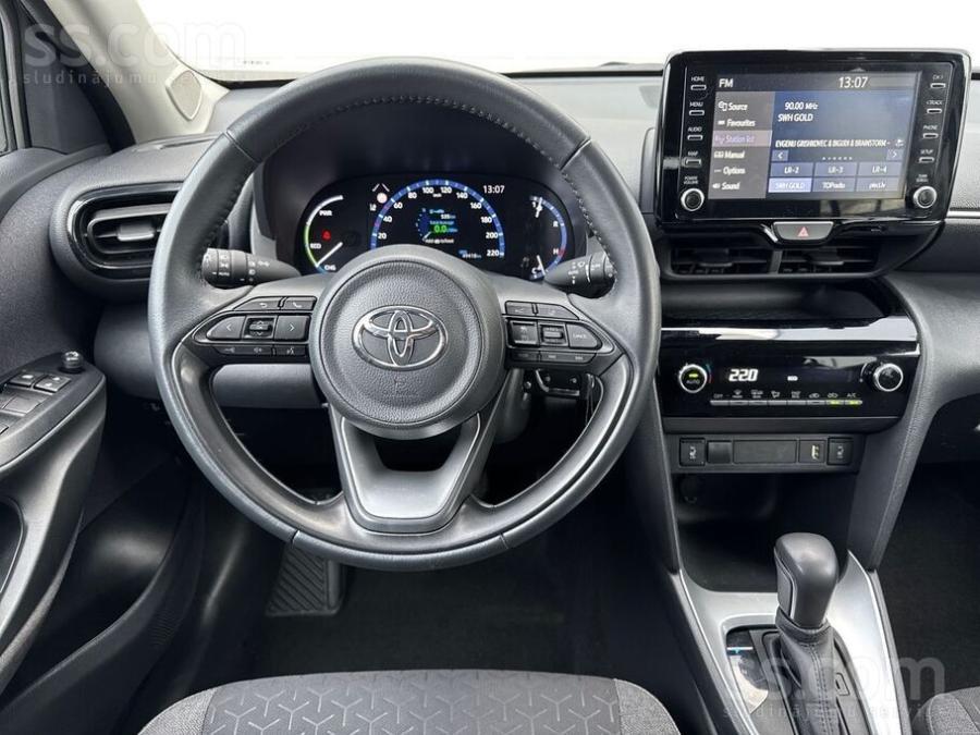 Pelēks Toyota Yaris 2024 Rīga, ar dzinēja tilpumu 1.50 L un nobraukumu 22 tūkst. km par 24490 €, foto 10 vietnē AUTOMOTO.COM.LV