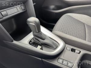 Pelēks Toyota Yaris 2024 Rīga, ar dzinēja tilpumu 1.50 L un nobraukumu 22 tūkst. km par 24490 €, foto 21 vietnē AUTOMOTO.COM.LV