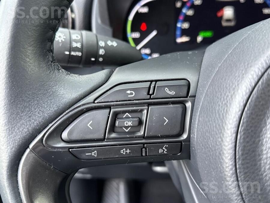 Pelēks Toyota Yaris 2024 Rīga, ar dzinēja tilpumu 1.50 L un nobraukumu 22 tūkst. km par 24490 €, foto 22 vietnē AUTOMOTO.COM.LV