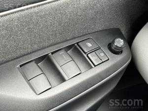 Pelēks Toyota Yaris 2024 Rīga, ar dzinēja tilpumu 1.50 L un nobraukumu 22 tūkst. km par 24490 €, foto 26 vietnē AUTOMOTO.COM.LV