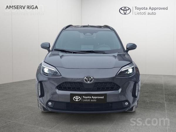 Pelēks Toyota Yaris 2025 Rīga, ar dzinēja tilpumu 1.50 L un nobraukumu 26 tūkst. km par 23000 €, foto 5 vietnē AUTOMOTO.COM.LV