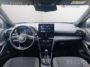 Pelēks Toyota Yaris 2025 Rīga, ar dzinēja tilpumu 1.50 L un nobraukumu 26 tūkst. km par 23000 €, foto 9 vietnē AUTOMOTO.COM.LV