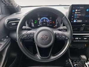 Pelēks Toyota Yaris 2025 Rīga, ar dzinēja tilpumu 1.50 L un nobraukumu 26 tūkst. km par 23000 €, foto 14 vietnē AUTOMOTO.COM.LV