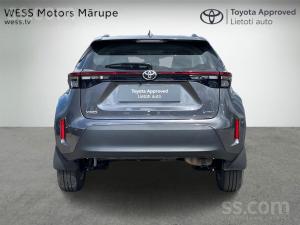 Pelēks Toyota Yaris 2025 Rīga, ar dzinēja tilpumu 1.50 L un nobraukumu 33 tūkst. km par 24590 €, foto 5 vietnē AUTOMOTO.COM.LV