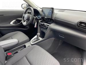 Pelēks Toyota Yaris 2025 Rīga, ar dzinēja tilpumu 1.50 L un nobraukumu 33 tūkst. km par 24590 €, foto 7 vietnē AUTOMOTO.COM.LV