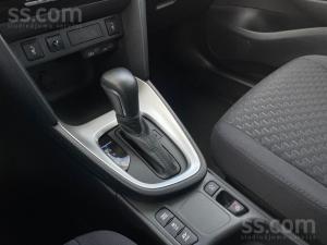 Grey Toyota Yaris 2025 in Riga, with an engine capacity of 1.50 L and mileage of 33 thousand km for 24590 €, photo 21 on AUTOMOTO.COM.LV
