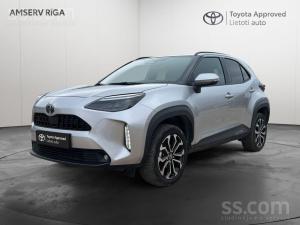 Pelēks Toyota Yaris 2025 Rīga, ar dzinēja tilpumu 1.50 L un nobraukumu 29 tūkst. km par 23500 €, foto  vietnē AUTOMOTO.COM.LV
