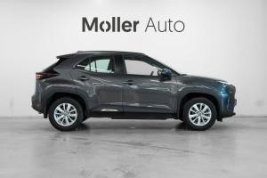 Pelēks Toyota Yaris 2025 Viļņa, ar dzinēja tilpumu 1.50 L un nobraukumu 32 tūkst. km par 23900 €, foto 5 vietnē AUTOMOTO.COM.LV