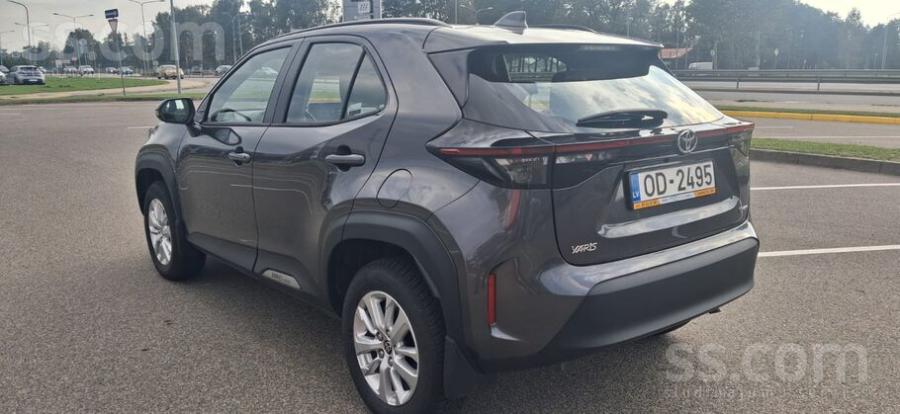 Pelēks Toyota Yaris 2025 Rīga, ar dzinēja tilpumu 1.50 L un nobraukumu 20 tūkst. km par 20999 €, foto 6 vietnē AUTOMOTO.COM.LV