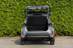 Pelēks Toyota Yaris 2025 Rīga, ar dzinēja tilpumu 1.50 L un nobraukumu 40 tūkst. km par 22900 €, foto 8 vietnē AUTOMOTO.COM.LV