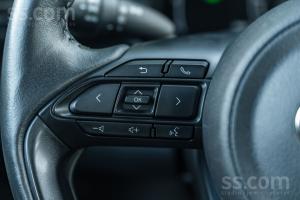 Pelēks Toyota Yaris 2025 Rīga, ar dzinēja tilpumu 1.50 L un nobraukumu 40 tūkst. km par 22900 €, foto 26 vietnē AUTOMOTO.COM.LV