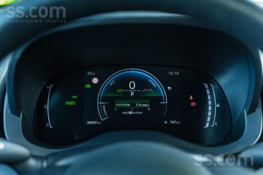 Pelēks Toyota Yaris 2025 Rīga, ar dzinēja tilpumu 1.50 L un nobraukumu 40 tūkst. km par 22900 €, foto 27 vietnē AUTOMOTO.COM.LV