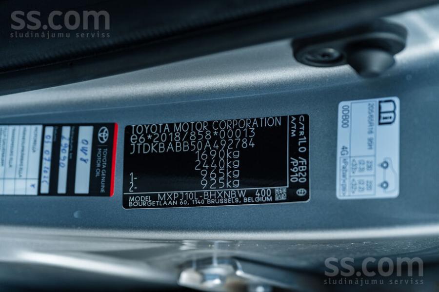 Pelēks Toyota Yaris 2025 Rīga, ar dzinēja tilpumu 1.50 L un nobraukumu 40 tūkst. km par 22900 €, foto 29 vietnē AUTOMOTO.COM.LV