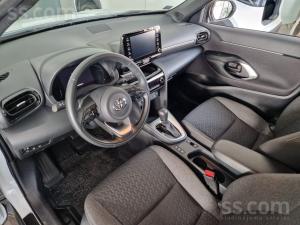 Pelēks Toyota Yaris 2025 Rīga, ar dzinēja tilpumu 1.50 L un nobraukumu 42 tūkst. km par 22500 €, foto 11 vietnē AUTOMOTO.COM.LV